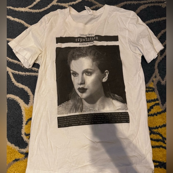Taylor Swift | Tops | Taylor Swift Reputation Stadium Tour White Tee ...